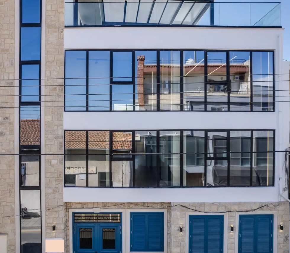 Unique Fully Renovated Offices For Sale In The Historical Center Of ...